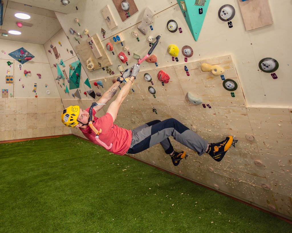 Dry Tooling – Glasgow Climbing Centre